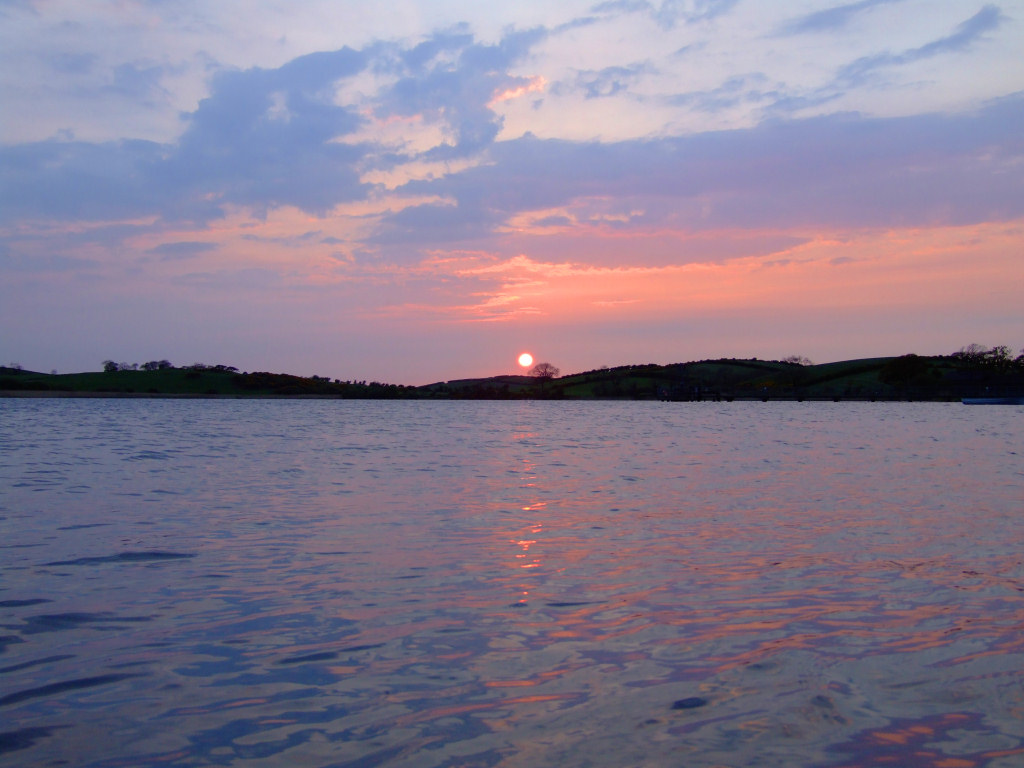 BEAUTIFUL NATURE SCENERY: SUNSET LAKE 2